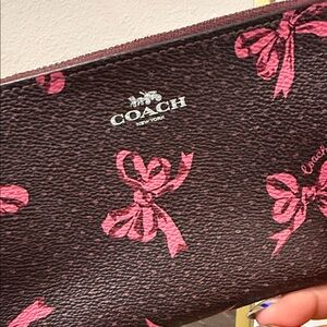 Coach | Bags | Coach Dark Brown Wristlet With Pink Bow Accents Clutch ...
